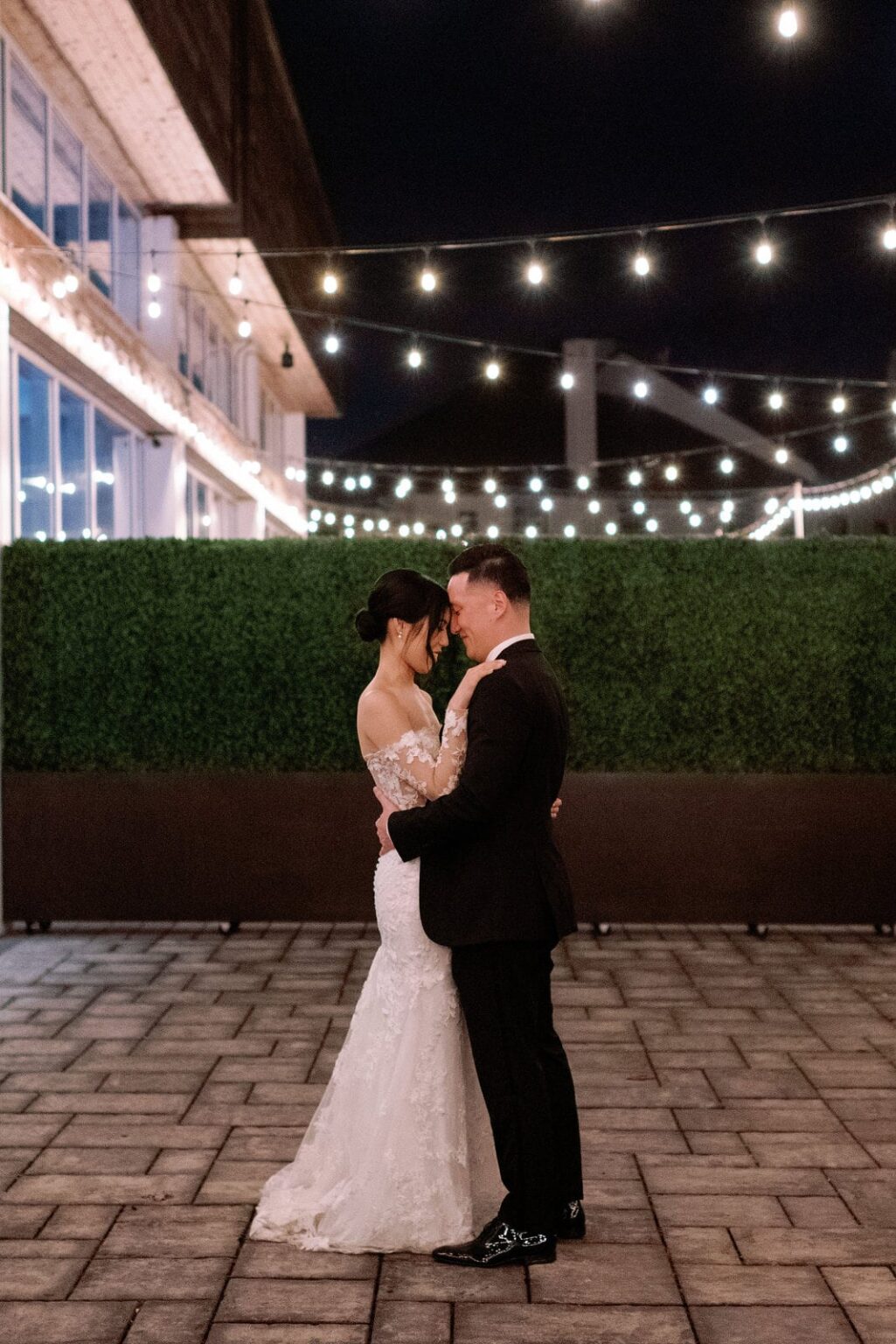 Modern Editorial Guild Inn Estate Wedding - Jacqueline James Photography
